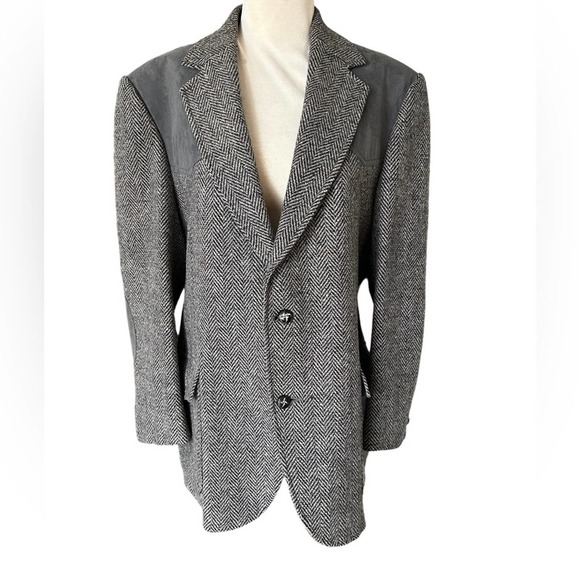 Pendleton | Suits & Blazers | Vintage Pendleton Tweed And Suede Sports ...